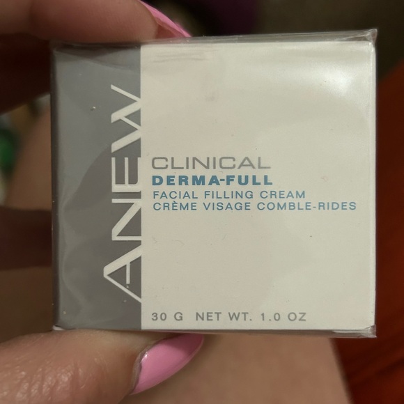 Avon | Skincare | Avon Anew Clinical Dermafull | Poshmark